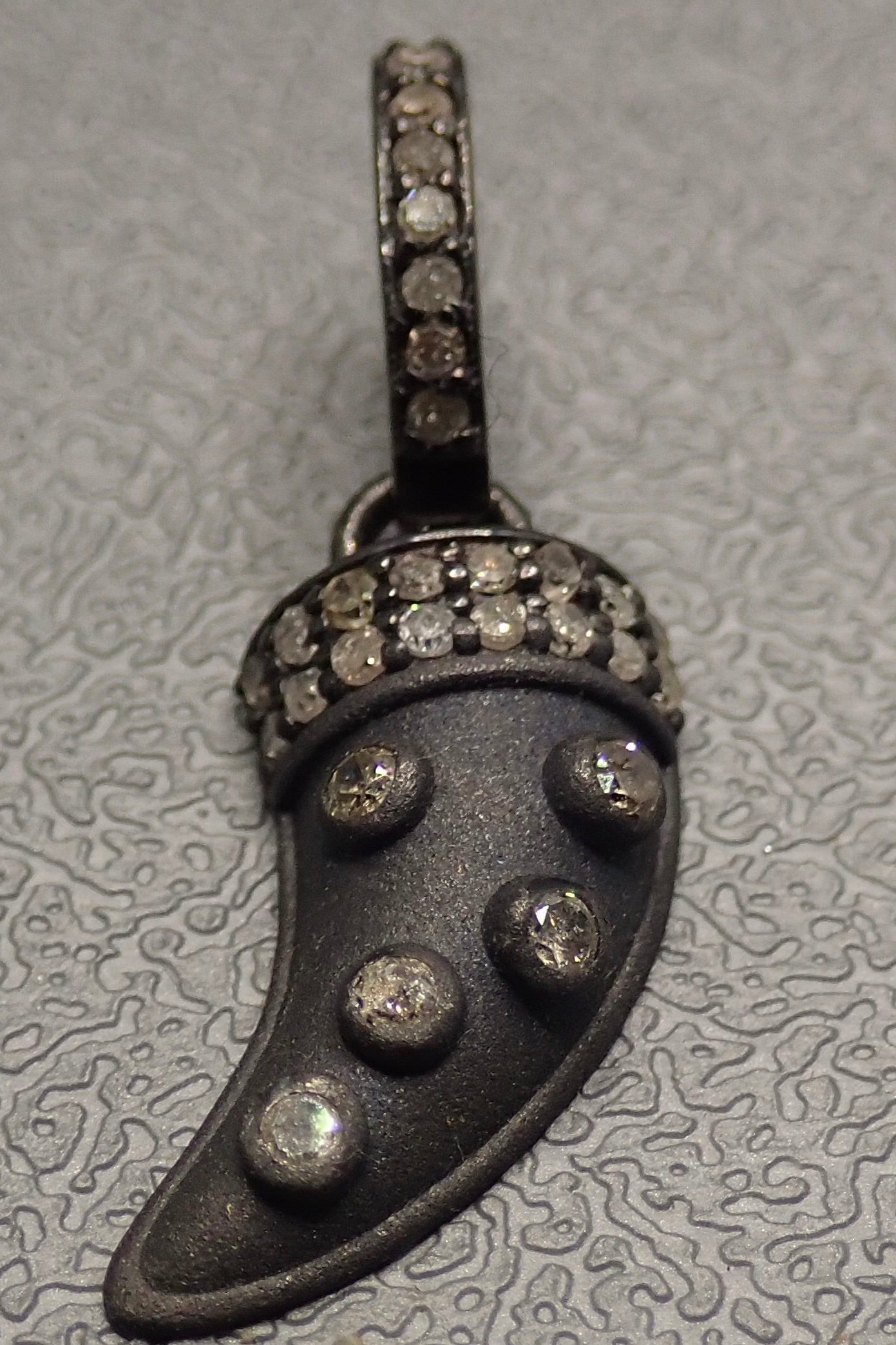 DIAMOND HORN PENDANT – Dirty Hands Jewelry