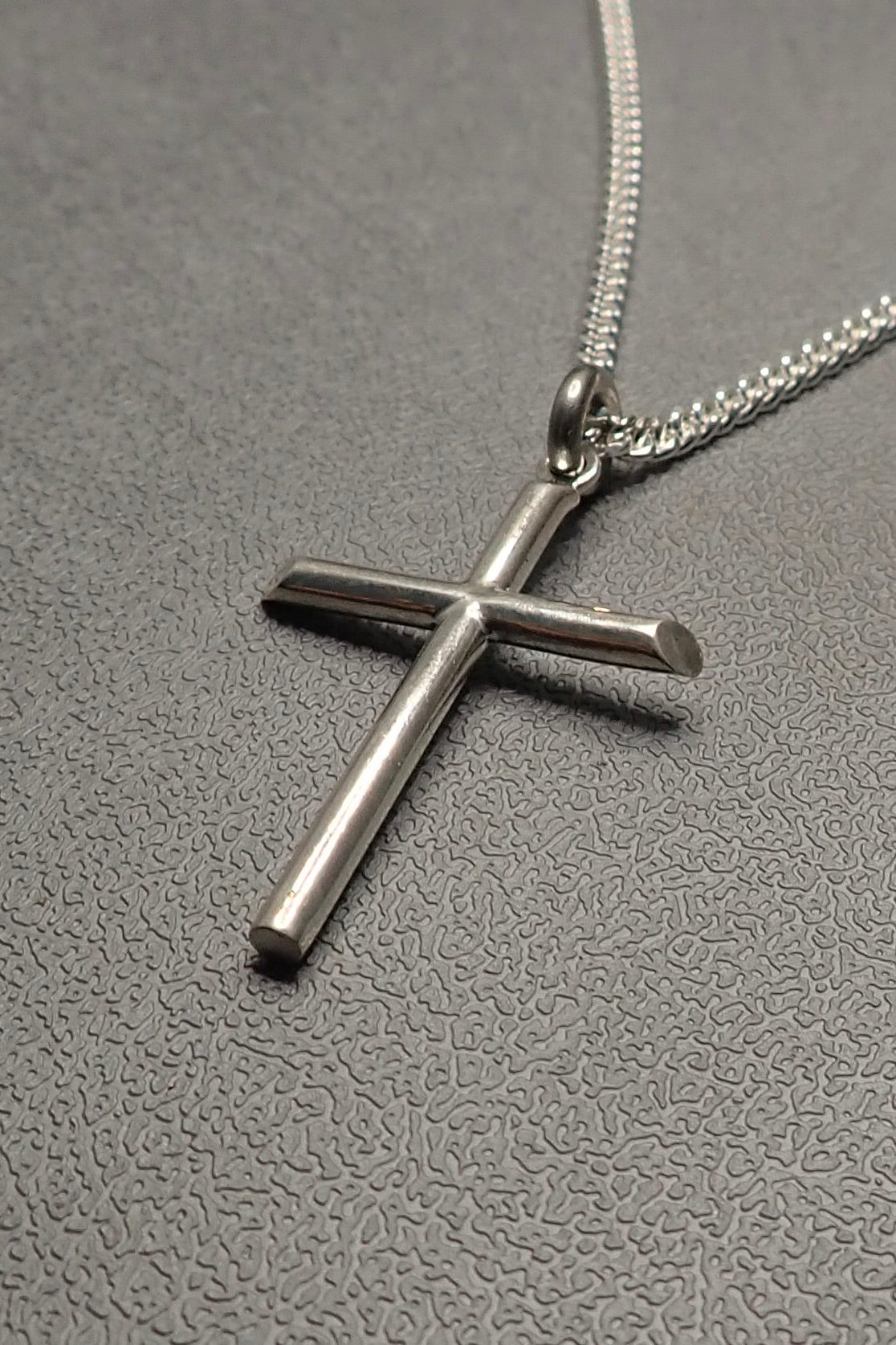 SINGLE CROSS NECKLACE – Dirty Hands Jewelry