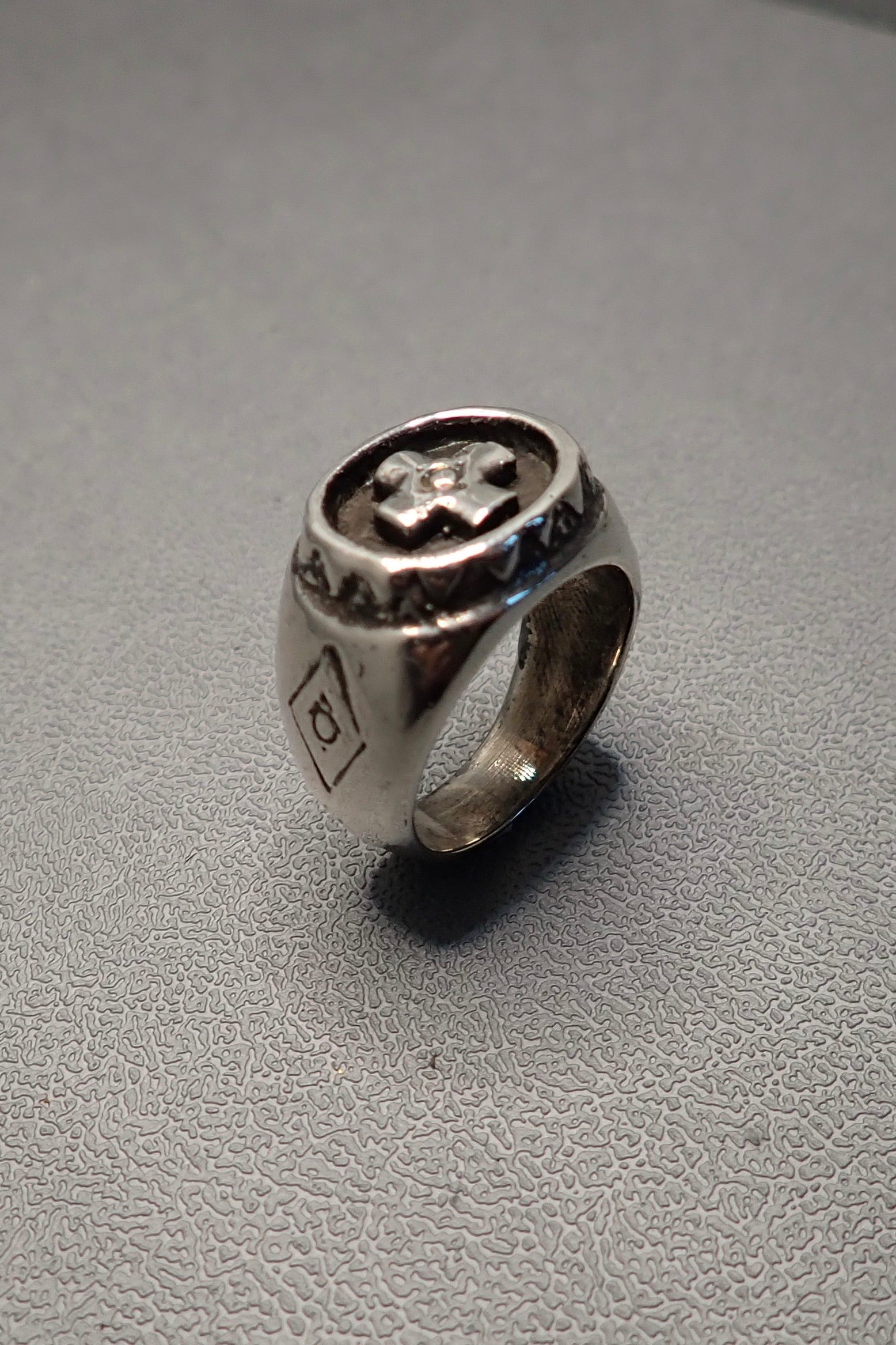 CROSS RING – Dirty Hands Jewelry